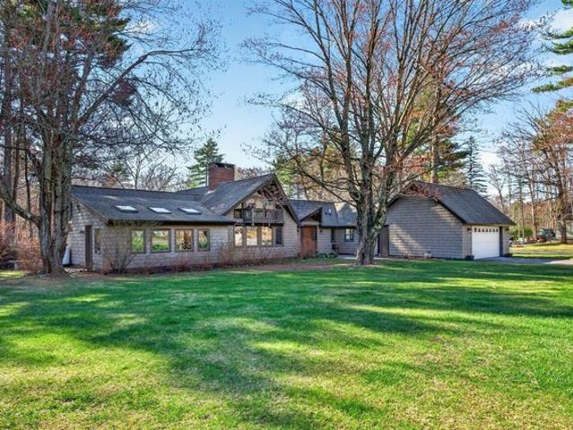 18 Brookside Dr, Standish, ME 04084