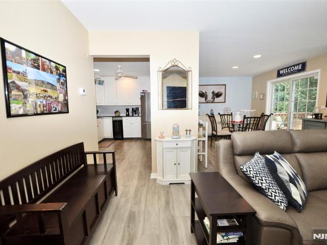 18 Bradshaw Court # B3