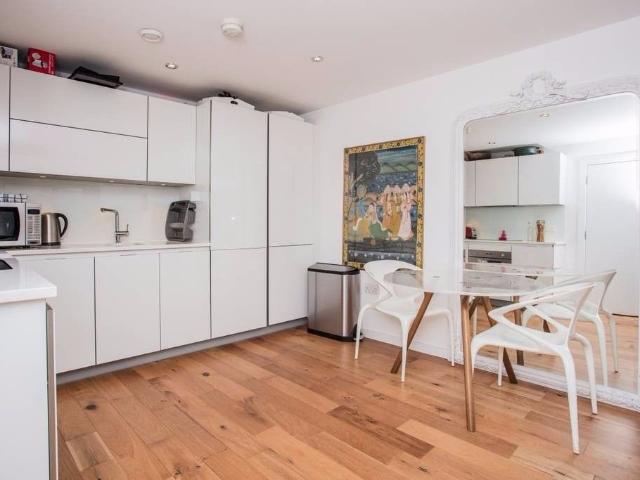 18 Bramah Road,, SW9