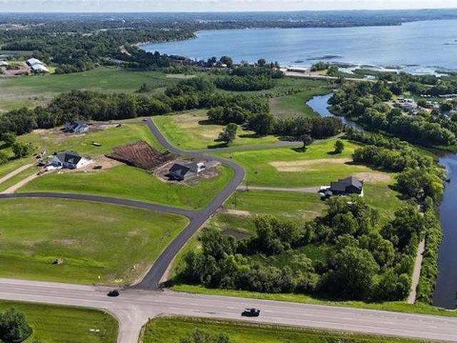 18 Branch Creek Rd, Detroit Lakes, MN 56501