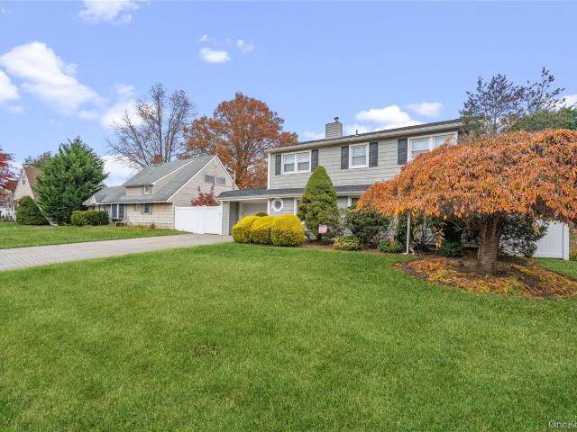 18 Bridle Lane