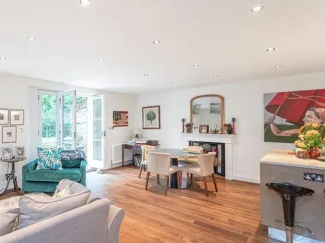 18 Buckland Crescent, London, NW3 5DX, United Kingdom | 2 bed apartment for rent #133404826 | Rentberry