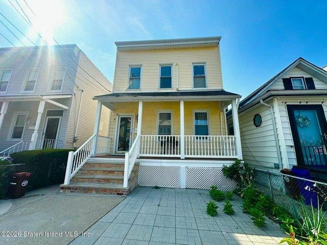 18 Butler Pl, Staten Island, NY 10305