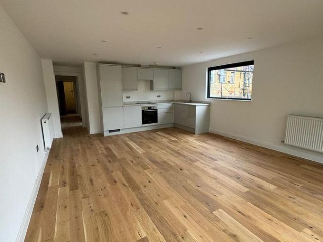 18 Camberwell Church Street SE5, 2 bed flat to rent, £2,200 pcm | PrimeLocation