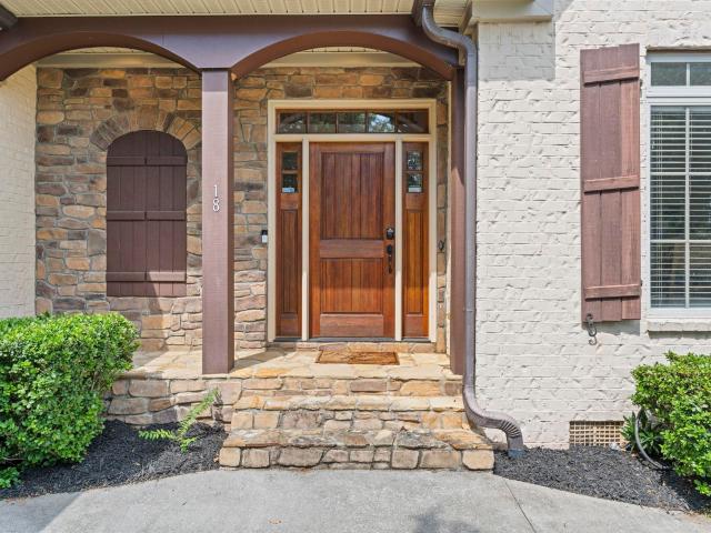 18 Candleston Place