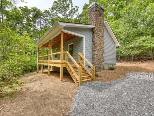 18 Canine Trl, Blairsville, GA 30512