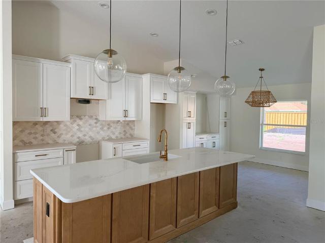 18 Central Pl, Palm Coast, FL 32137 | MLS #FC314425 | Compass