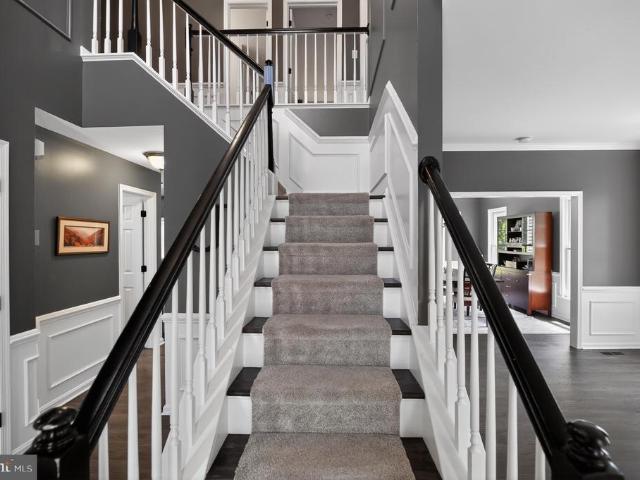 18 Cedarview Court