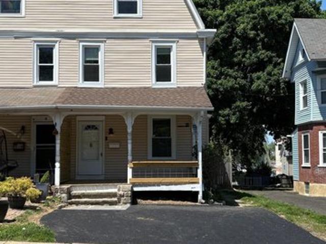 18 Church St, Willow Grove, PA 19090