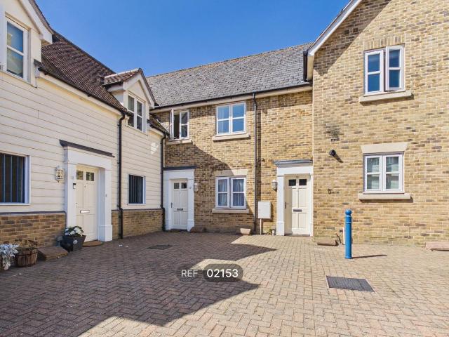 18, Church Road, Colchester CO5, 2 bed maisonette to rent, £1,100 pcm | PrimeLocation