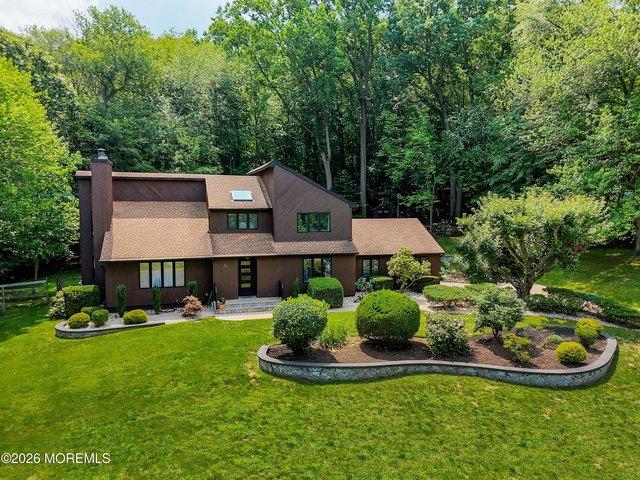 18 Constitution Dr, Leonardo, NJ 07737