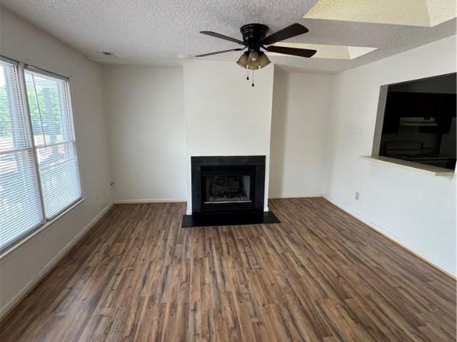 18 Cooper DR