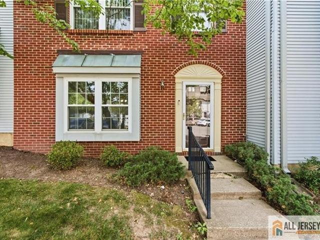 18 Colleen Ct, South Brunswick, NJ 08824