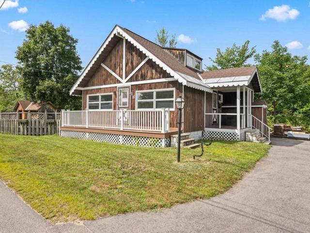18 Corbin Ave, Gorham, NH 03581