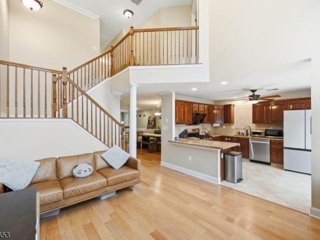 18 Clark Ct