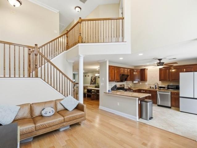 18 Clark Ct