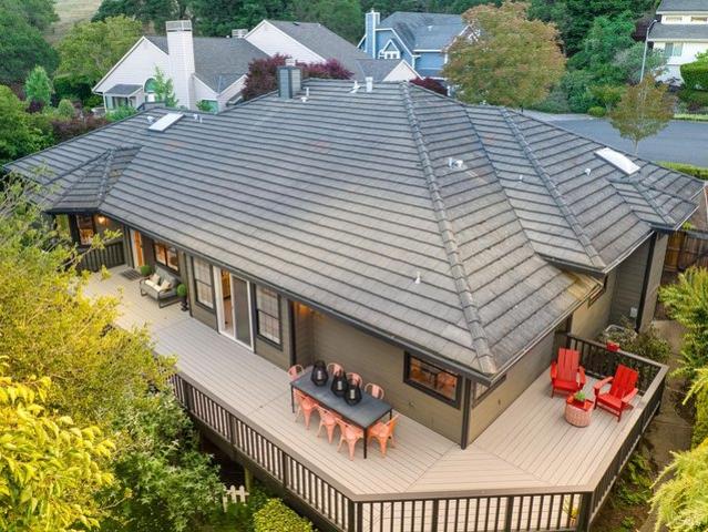 18 Clement Ct, Napa, CA 94558