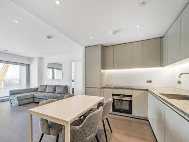 18 Cutter Lane, Upper Riverside, 2 Bedroom Flat