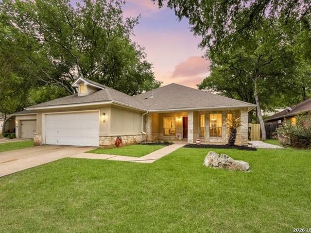 18 Dallari Ct, San Antonio, TX 78216