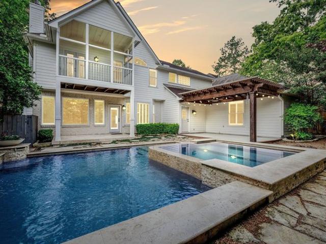 18 Doeskin Pl, Spring, TX 77382