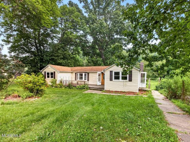 18 Dogwood Road