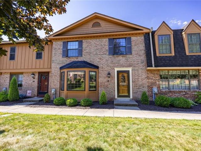 18 Dunbridge Hts, Fairport, NY 14450
