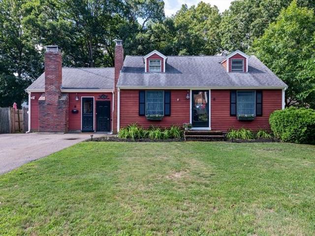 18 Durant Rd, Weymouth, MA 02190