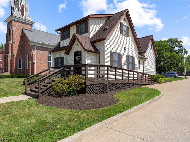 18 E Main Street