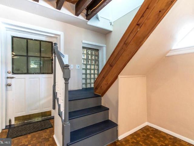 18 E Gorgas Lane # C
