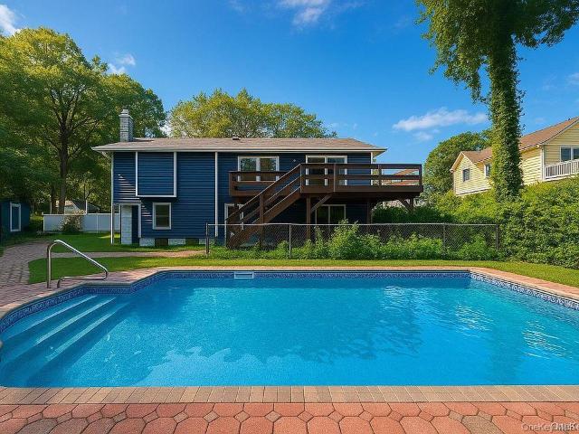 18 E park Drive