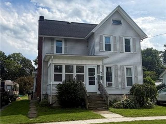 18 E Union St, Holley, NY 14470