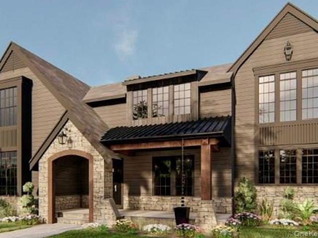 18 Eastridge Drive