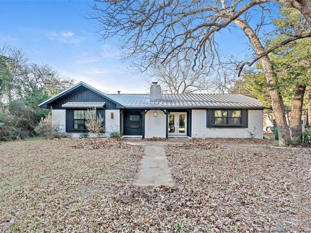 18 Eden Rock, Hilltop Lakes, TX 77871