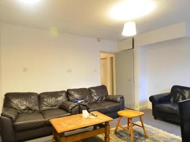 18 Elmdon Road, Stirchley, B29 7LF, United Kingdom | 8 bed house for rent #134167506 | Rentberry