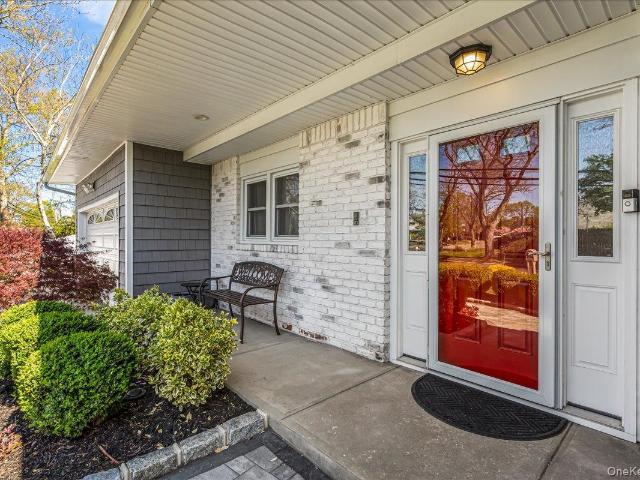 18 Eldorado Drive