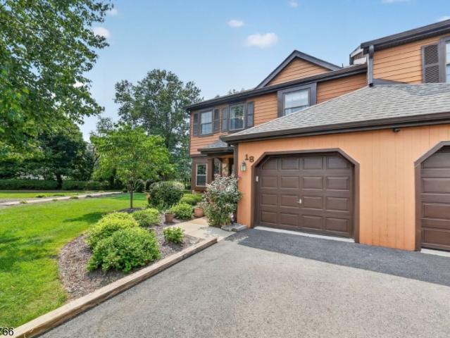 18 Estate Rd