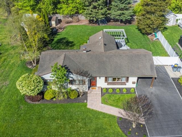 18 Evergreen Dr