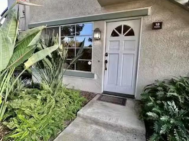 18 Exeter #22, Irvine, CA 92612
