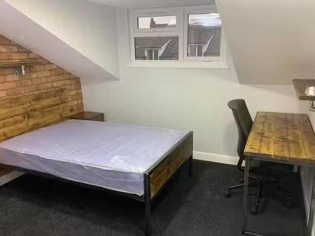 18 Exeter Road 5 Bedroom 5 Bathroom