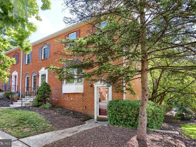 18 Fairfax Village