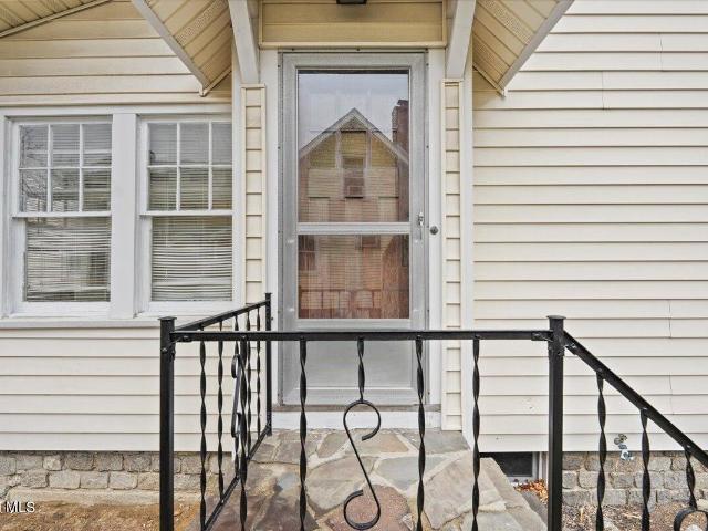 18 Fairfield Avenue