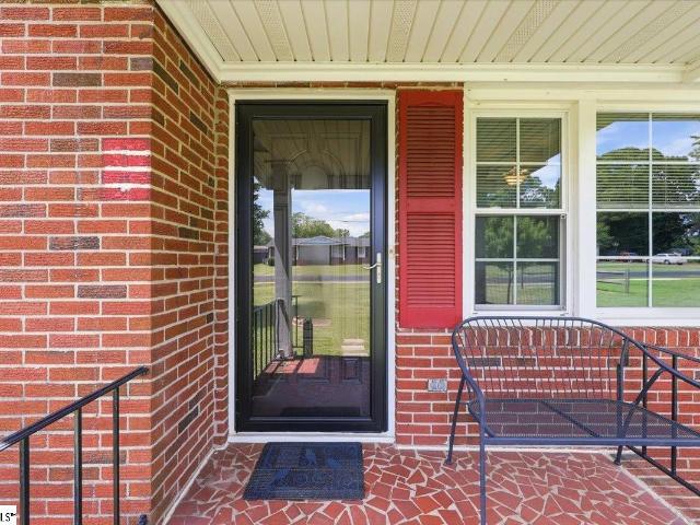 18 Fairlane Drive