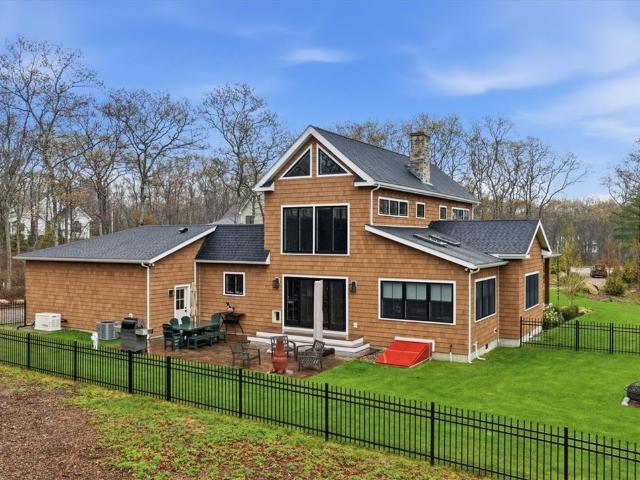 18 Fallon Trail