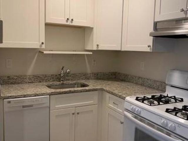 18 Farmington Ave #C4 New Britain, CT 06053