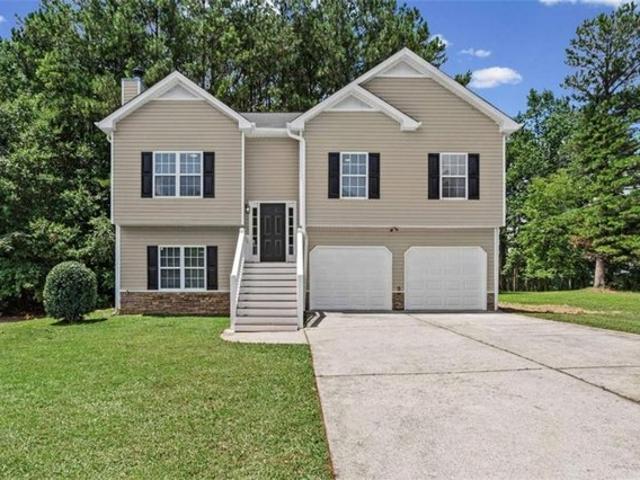 18 Farmington Dr, Temple, GA 30179