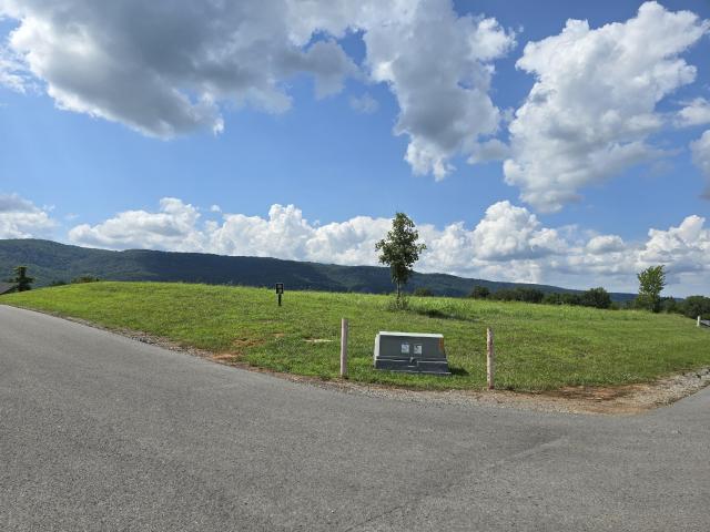 18 Farmview Way