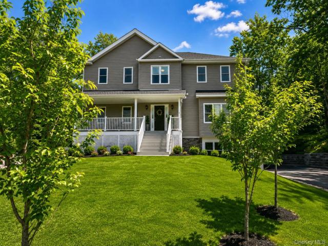 18 Fernglade Court