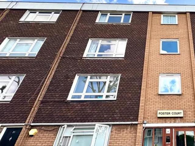 18 Foster Court, London, NW1 9LT, United Kingdom | 3 bed duplex for rent #167779448 | Rentberry