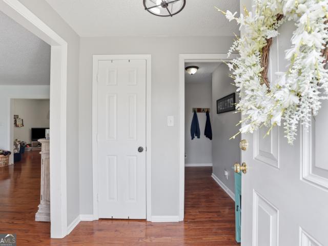 18 Foxdale Circle