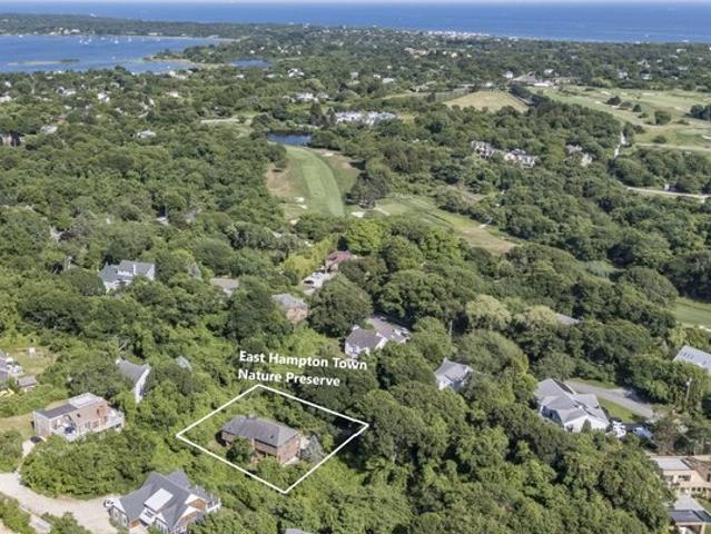 18 Furness Rd, Montauk, NY 11954